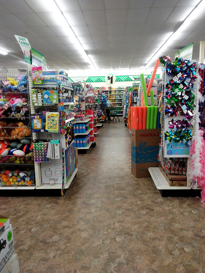 Dining elegance doesn't require inheritance money. These plates and glasses could host anything from mac and cheese to your ambitious attempt at coq au vin.