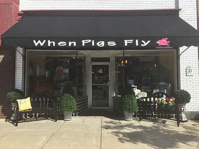 "When Pigs Fly" boutique proves Midwesterners have both humor and style. Those topiary balls flanking the entrance say, "Yes, we're sophisticated&hellip; but fun!"