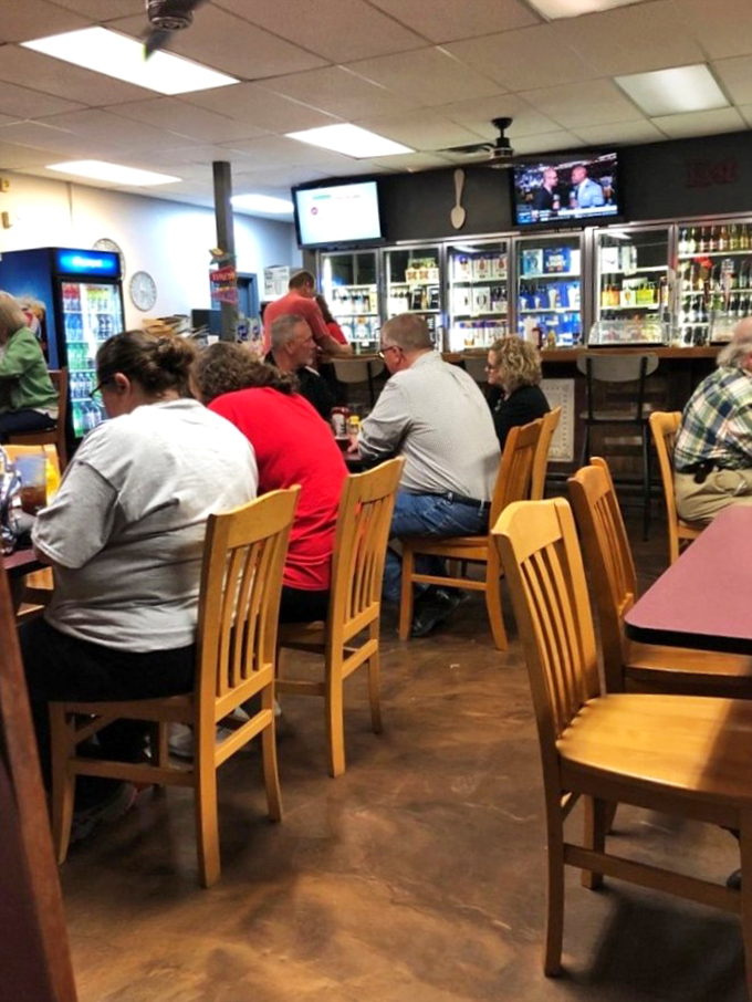 The lunch crowd knows a good thing when they taste it &ndash; just look at those satisfied faces.