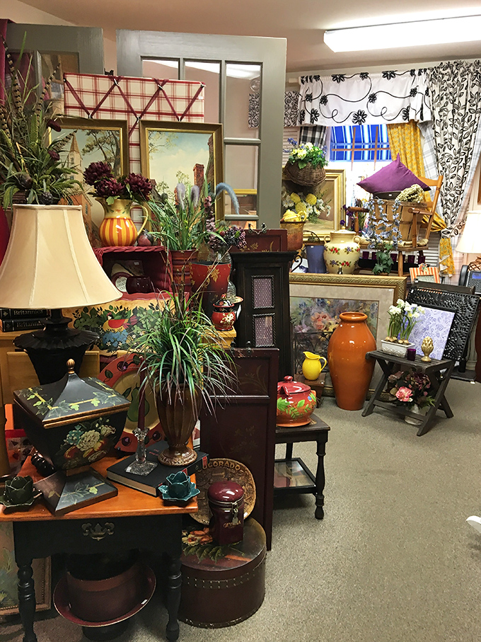 A riot of color and texture&mdash;home d&eacute;cor that transforms ordinary spaces into magazine-worthy vignettes.