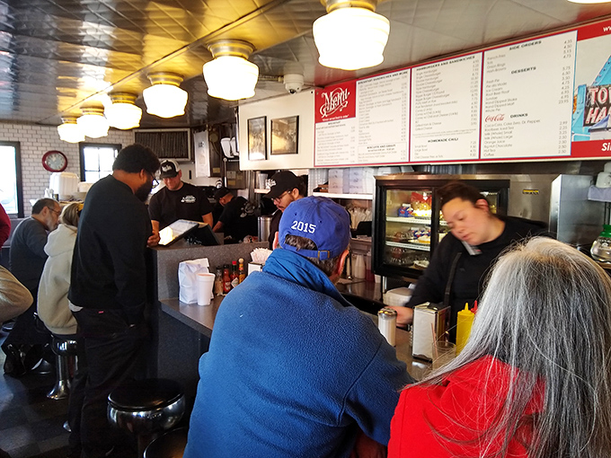 Where Kansas City gathers to break bread and break news. The counter democracy where everyone gets equal access to deliciousness.