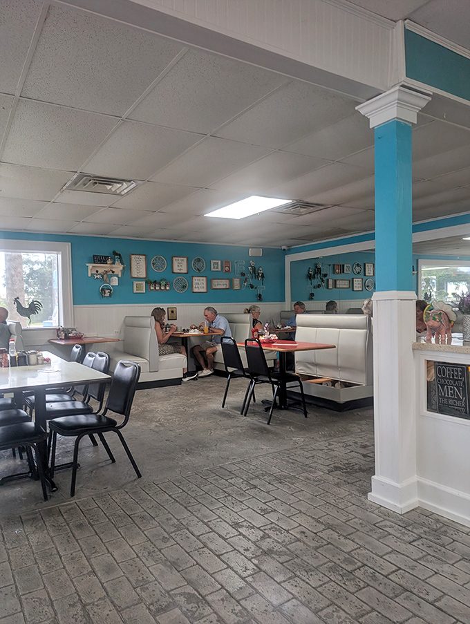 The dining room symphony: clinking forks, satisfied sighs, and the universal language of "mmm."