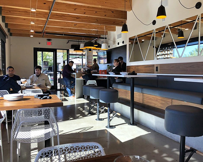 Al fresco dining done right &ndash; where great food meets Phoenix's perfect outdoor dining climate and atmosphere. 