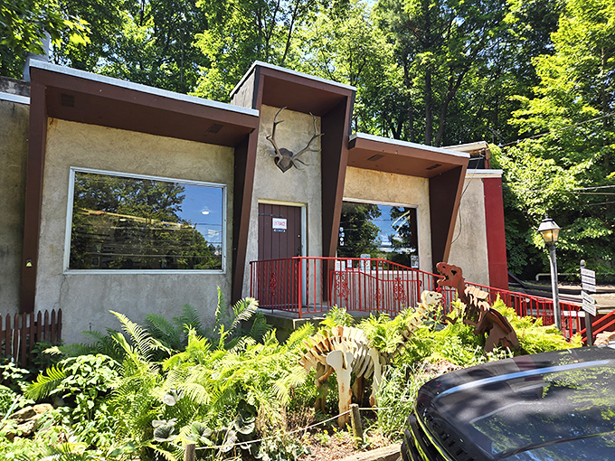 The visitor center welcomes explorers with a rustic charm that says "adventure awaits" without the need for expensive plane tickets or passport stamps.