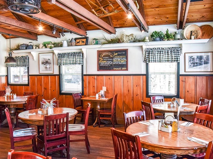 10. insideThe quintessential mountain breakfast spot – where checkered curtains and wood beams make you feel like you've stumbled into a delicious time capsule.