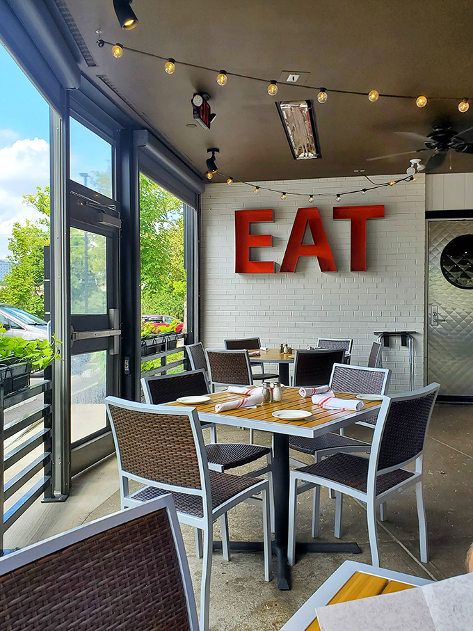 The "EAT" sign isn't just a suggestion&mdash;it's the best advice you'll get all day. Follow it religiously at this Columbus shrine to comfort.