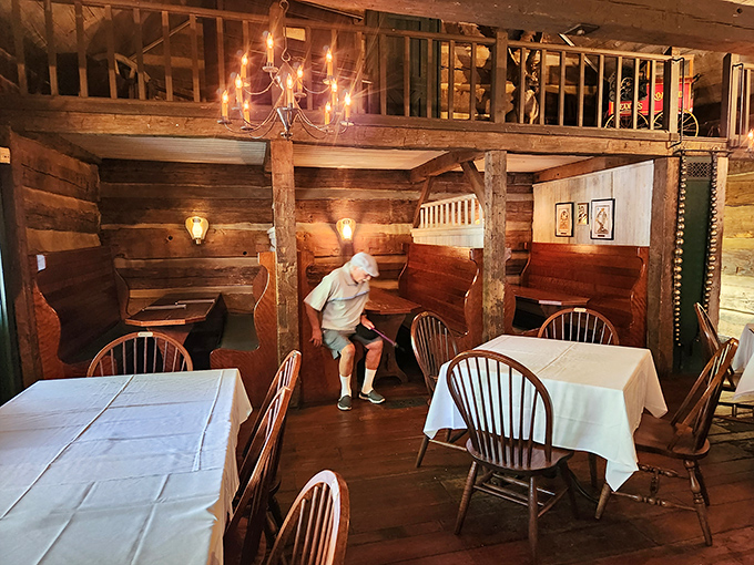 Log walls and white tablecloths create the perfect marriage of rustic and refined. Paul Bunyan would feel comfortable here, but so would Martha Stewart.