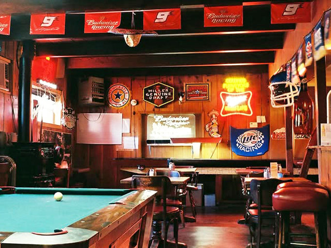 Wood paneling and warm lighting create the kind of ambiance money can't buy. Like dining in your coolest uncle's cabin&mdash;if he were a steak wizard.