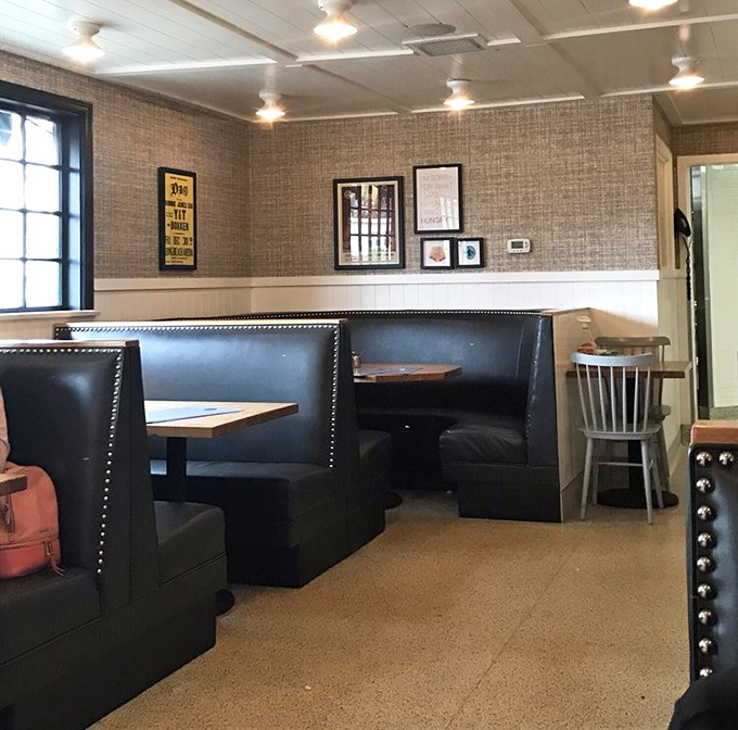 Booths that have witnessed first dates, family celebrations, and countless "we need to talk" conversations, all softened by comfort food.