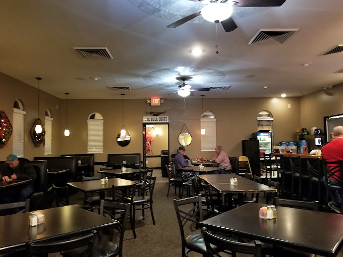 Simple, comfortable dining room where the focus stays where it should&mdash;on the food and the company you're sharing it with.