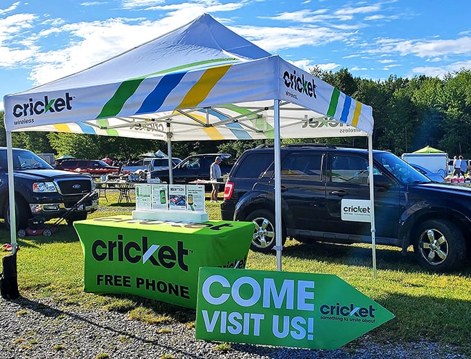 Even modern companies know where the crowds gather. This Cricket Wireless tent proves that flea markets aren't just about nostalgia&mdash;they're thriving community hubs. 