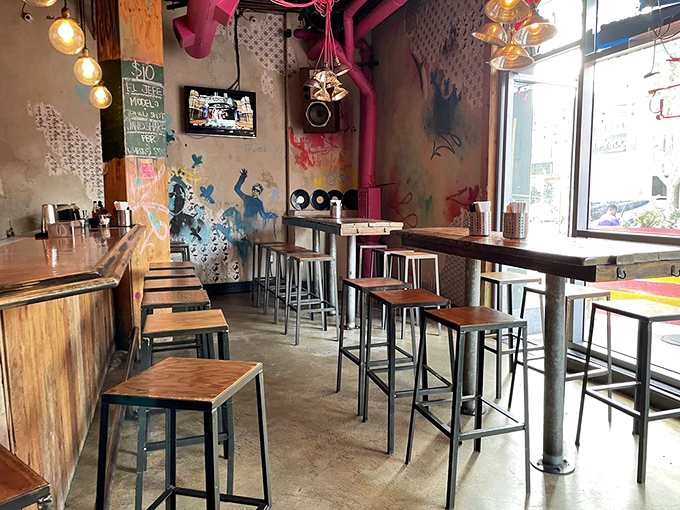 Industrial meets artistic in this high-top haven &ndash; pink pipes and wooden accents create a space where hipsters and families find common ground.