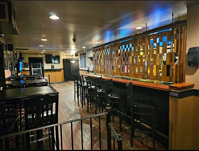 The second floor offers additional seating with the same unpretentious charm&mdash;because great sandwiches deserve breathing room and good lighting.