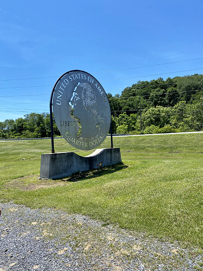 Rural Pennsylvania provides the perfect backdrop for this roadside wonder. The quarter stands as a shining landmark visible to passing motorists.