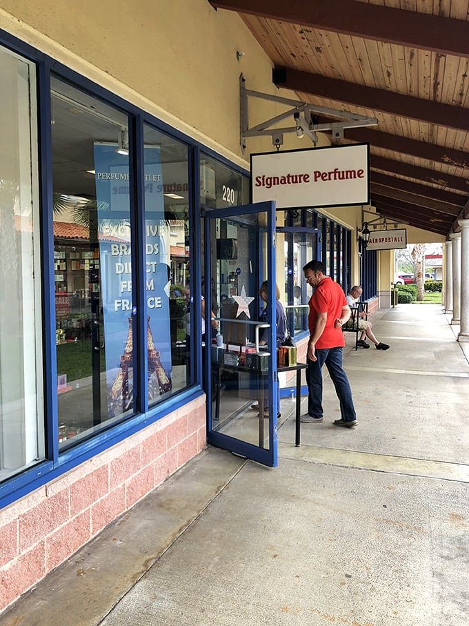 Fragrance shopping with a French flair. This perfume boutique promises to help you smell as good as the tropical air surrounding you.