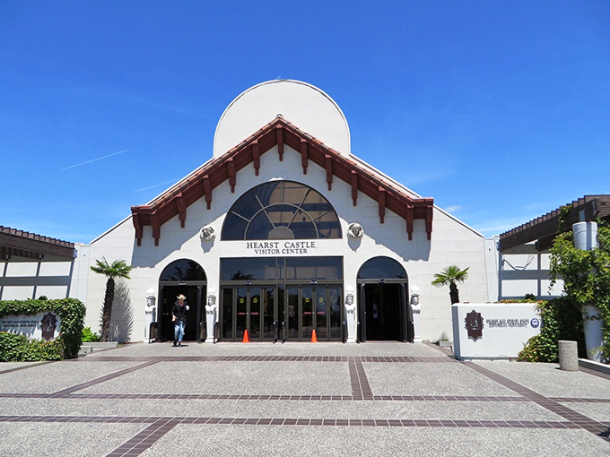 Even the Visitor Center looks like it belongs in a Spanish village. Hearst didn't believe in understated entrances&mdash;why start now?