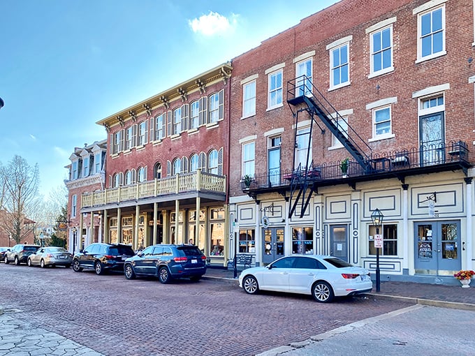 St. Charles' cobblestone streets and historic buildings create the ultimate backdrop for stepping into Lewis and Clark's world. 