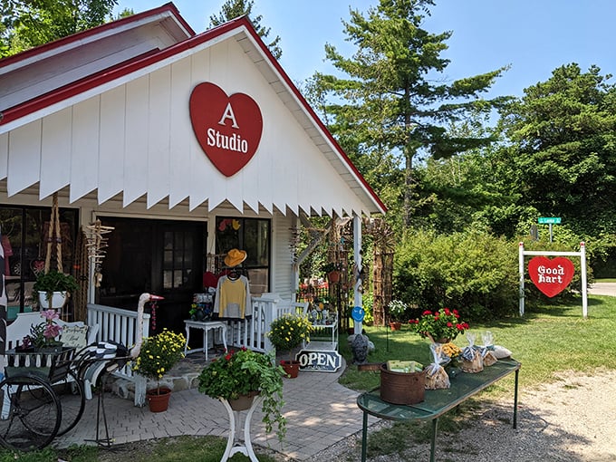 A Studio in Good Hart proves that beauty inspires creativity&mdash;a charming stop where art meets nature along the route.