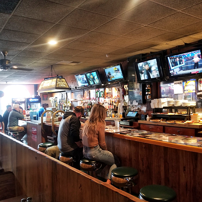 The bar welcomes both sports fans and food lovers seeking liquid accompaniments to culinary adventures.