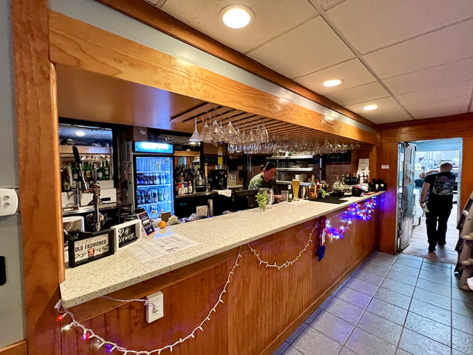 The bar &ndash; where seafood stories get better with each drink. Wood paneling and twinkling lights create the perfect backdrop for tales of "the one that got away."
