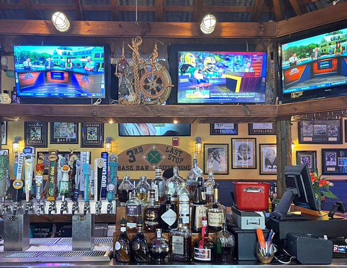 The bar's impressive lineup of spirits and multiple screens ensure you'll never miss a game while debating which local brew deserves your attention.