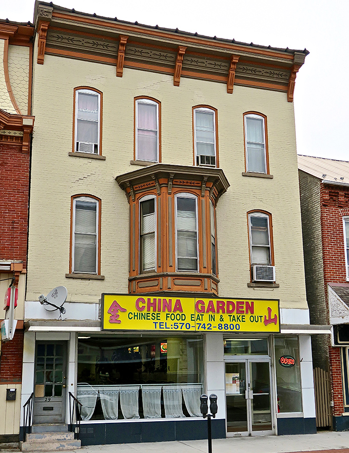 China Garden occupies a Victorian-era building where your General Tso's chicken comes with a side of 19th-century architectural charm.
