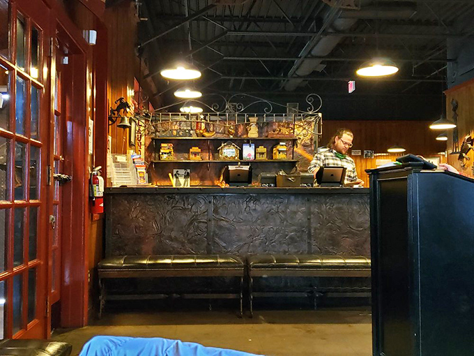 The host station welcomes you like an old friend's kitchen&mdash;the gateway to comfort food that's worth every minute of the inevitable wait.