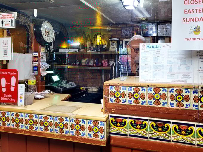 The counter area where magic happens and orders transform into plates of pure happiness.