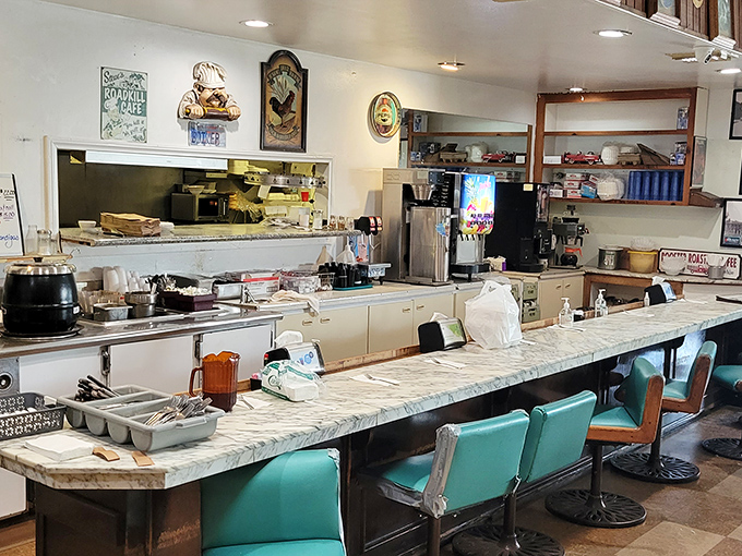 The counter seats offer front-row tickets to the greatest show in town: skilled short-order cooks turning ordinary ingredients into extraordinary meals with balletic precision.