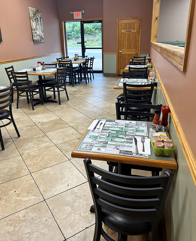 Simple, clean, and welcoming &ndash; Mac's dining area proves you don't need fancy surroundings when the food does all the heavy lifting.