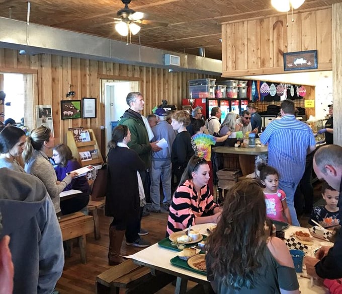 The line forms for a reason. These folks know that patience is the second most important virtue in barbecue. (Proper smoke is first.)