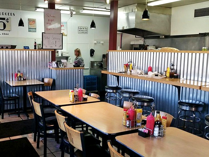 The dining area's no-nonsense charm says, "We focus on the food, not the frills" &ndash; and that's exactly as it should be.