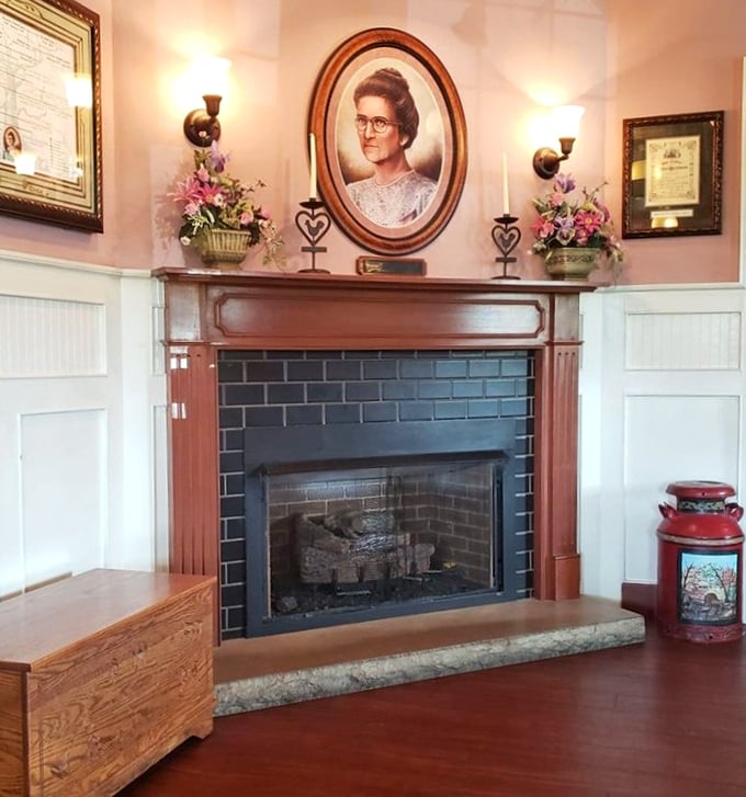 Every proper Southern eatery needs a statement fireplace&mdash;this one says "Stay awhile" without saying a word.