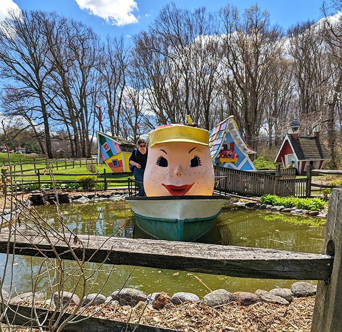 The sailor's hat makes this boat character look like it graduated from Annapolis and decided to retire into children's entertainment.