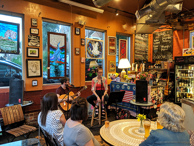 Live music that makes your coffee taste better somehow. The soundtrack to a perfect Richmond afternoon.