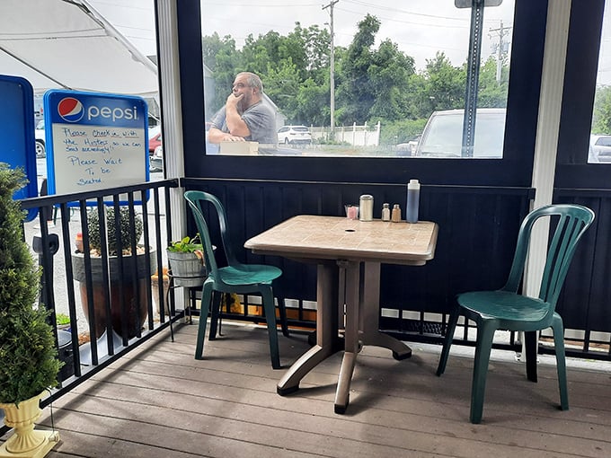 Al fresco dining, Delaware-style. This covered outdoor area offers fresh air with your fresh coffee&mdash;the perfect compromise for those who want nature but also want breakfast.