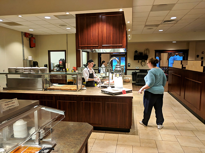 The buffet line&mdash;where the magic happens. Staff keep everything fresh and full, an ongoing choreography of Pennsylvania Dutch abundance.