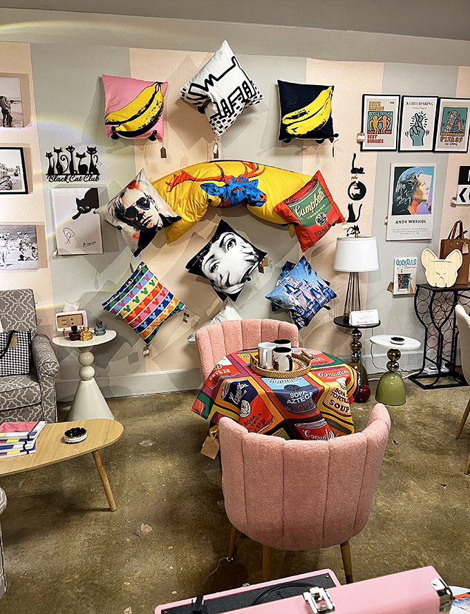 Pop art meets comfort in this mod seating area where Warhol would feel right at home among Campbell's soup pillows.