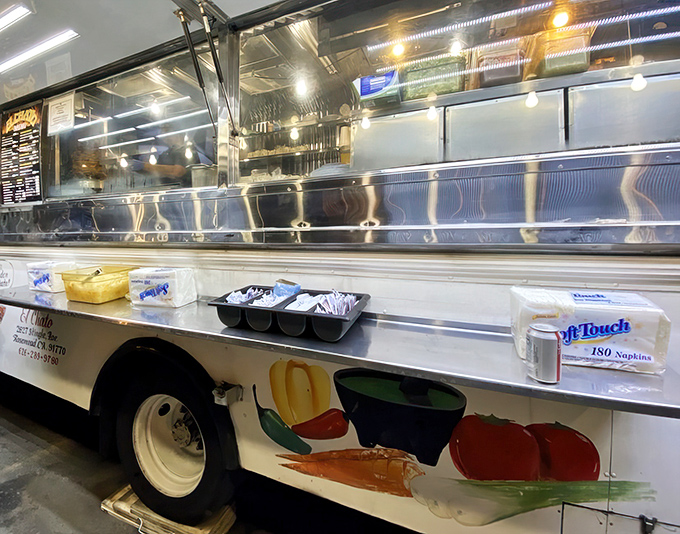 The side of the truck serves as a practical condiment station&mdash;proof that great dining experiences don't require fancy silverware.