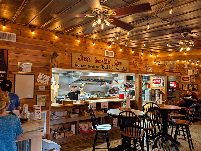 The open kitchen concept means you can watch BBQ artisans at work. Like seeing Picasso paint, but with more delicious results.