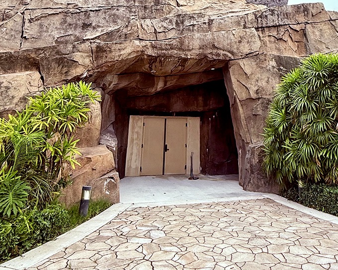 The mysterious doorway beneath the statue begs the question: is this where they keep Zeus's lightning bolts?