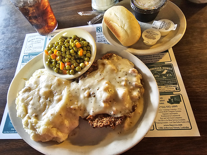 Country fried steak with gravy so good you'll contemplate drinking it with a straw. Those mashed potatoes aren't just sides, they're co-stars.