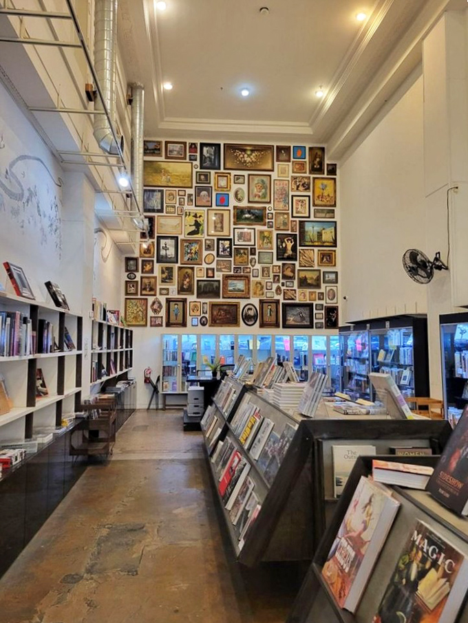 High ceilings and thoughtful displays create breathing room for both books and browsers. No literary claustrophobia here!