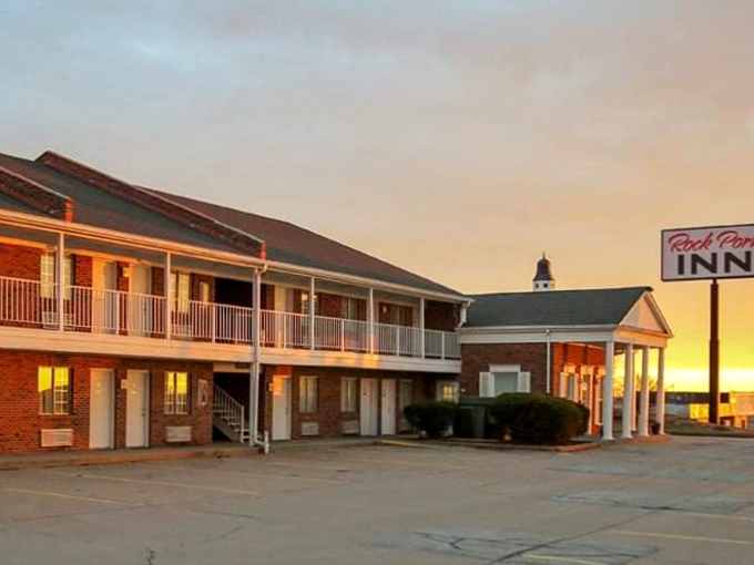 The Rock Port Inn captures that perfect sunset glow, promising weary travelers a good night's sleep in America's heartland after a day on the open road.