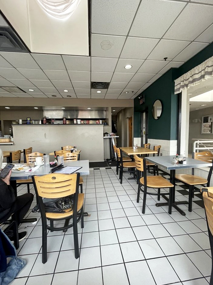 Simple, unpretentious, and exactly what you want in a neighborhood cafe. No Edison bulbs necessary when the food shines this bright.