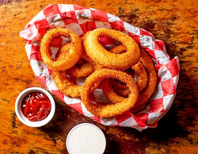Onion rings with the perfect crunch-to-squish ratio &ndash; the kind that make you temporarily forget that vegetables are supposed to be good for you.