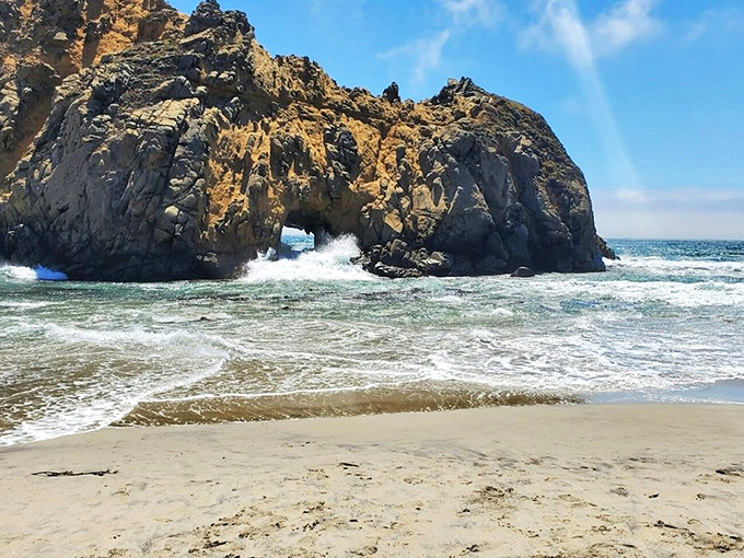 This hidden cove with its perfect arch seems almost too picturesque to be real&mdash;like nature showing off just because it can.