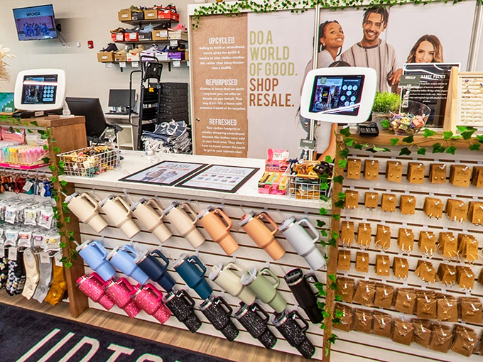 The checkout area: where sustainability meets style. Those reusable water bottles are the perfect companion for your guilt-free shopping adventure.