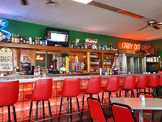 Counter seating: front-row tickets to the greatest show on earth&mdash;watching your burger being transformed from humble beginnings to crispy perfection.