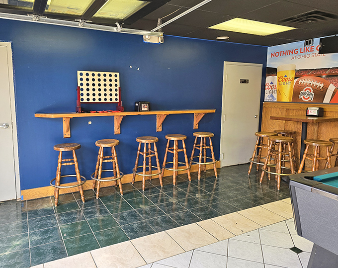 Connect Four and cold drinks&mdash;this corner offers entertainment beyond just the culinary kind, perfect for waiting out that pizza timer.